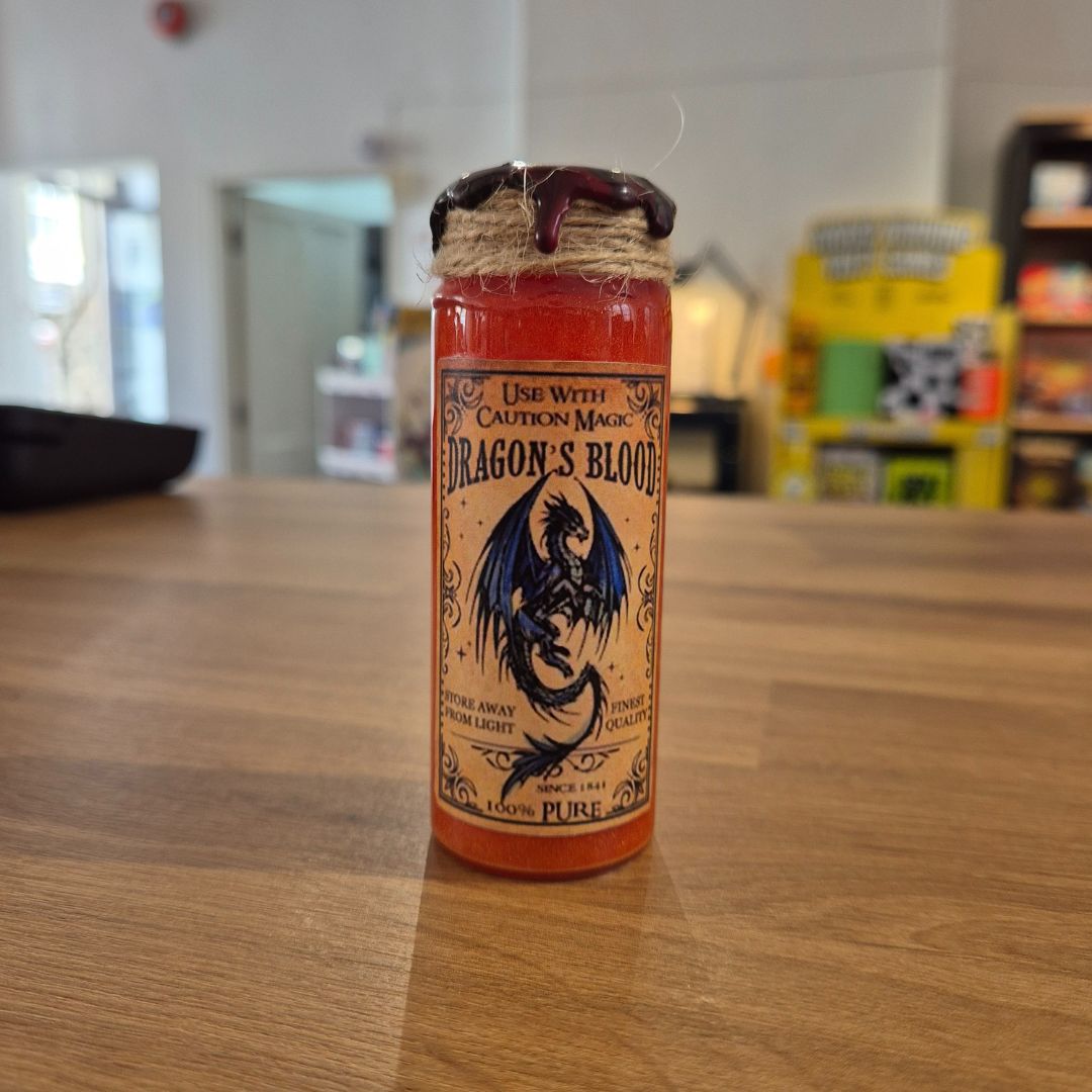Potion Bottle Liquid D20 Roller: Dragon's Blood – Odyssey Games